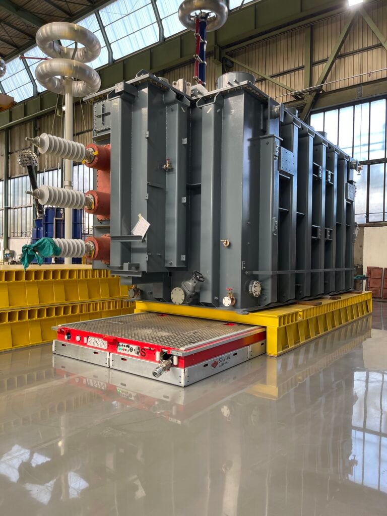 Heavy transformers produced on Solving Air Film Movers - Solving